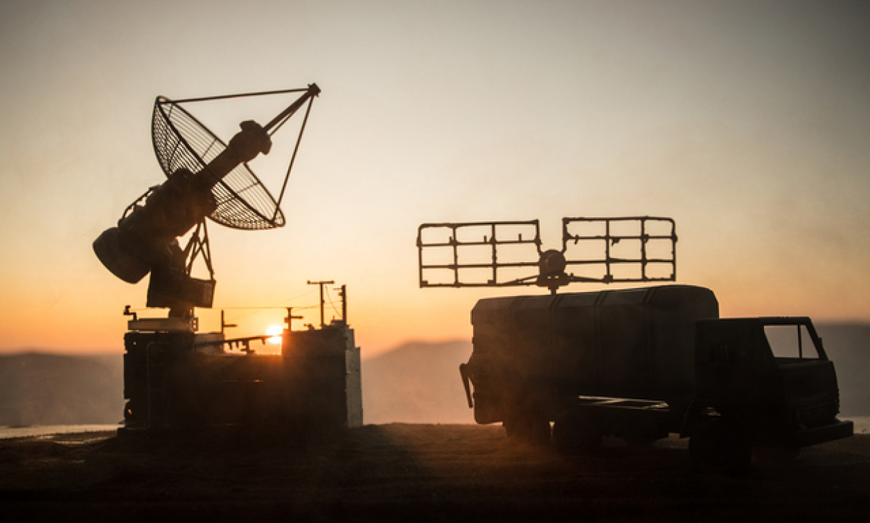 Expanding software-defined radio versatility for the digital ...