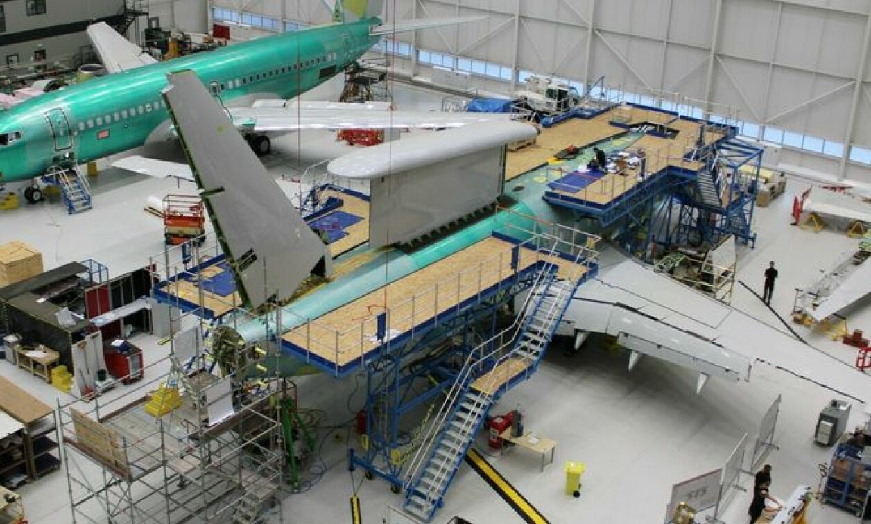 1st multi-role electronically scanned array installed on E-7 for UK air ...