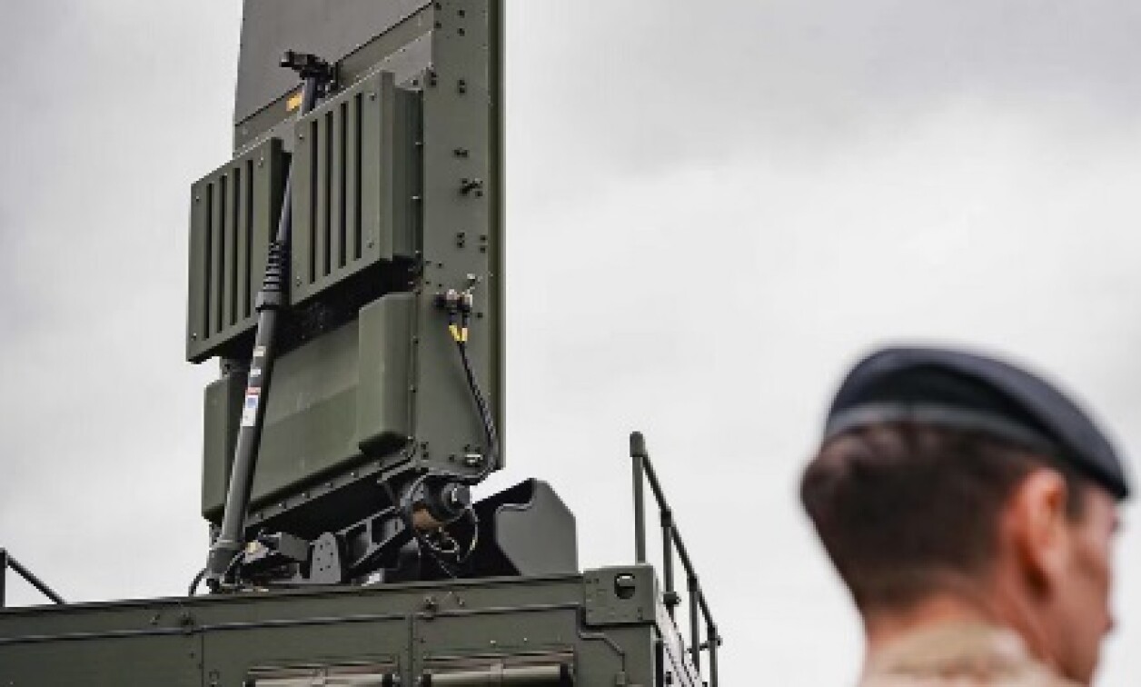Artillery hunting radars delivered to British Army by Saab - Military ...