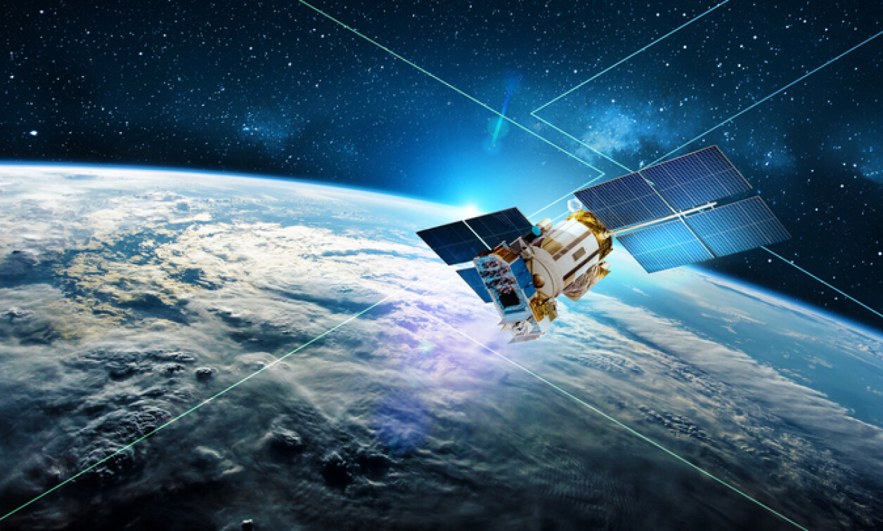 SWaP benefits of highly integrated multibeam beamformers for payload ...