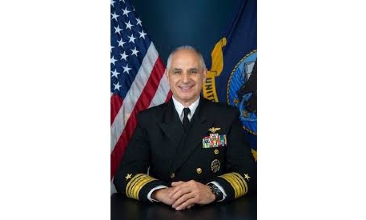 U.S. Navy exploring VR goggles to connect shipboard maintainers with ...