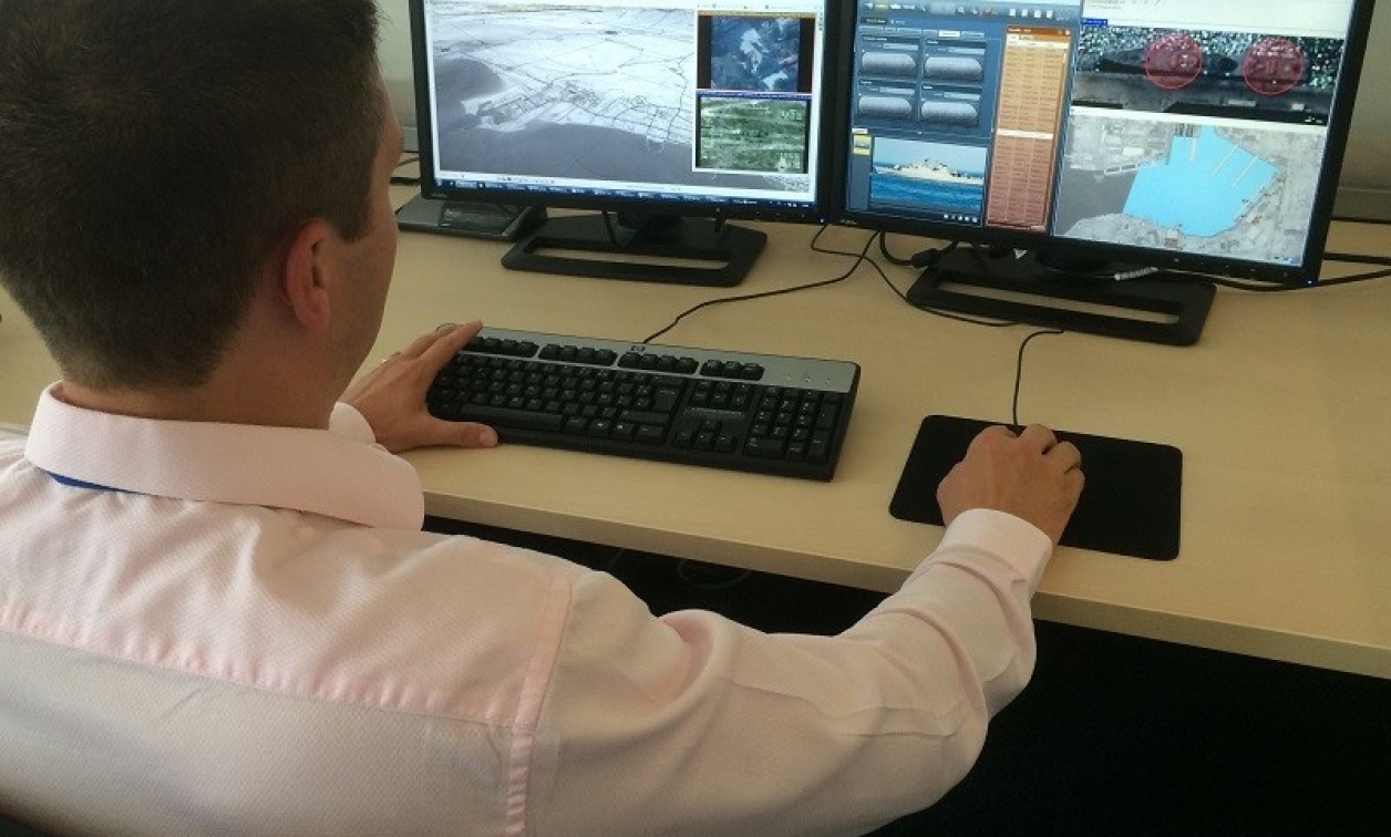ISR network web created for French armed forces by Airbus Defence and ...