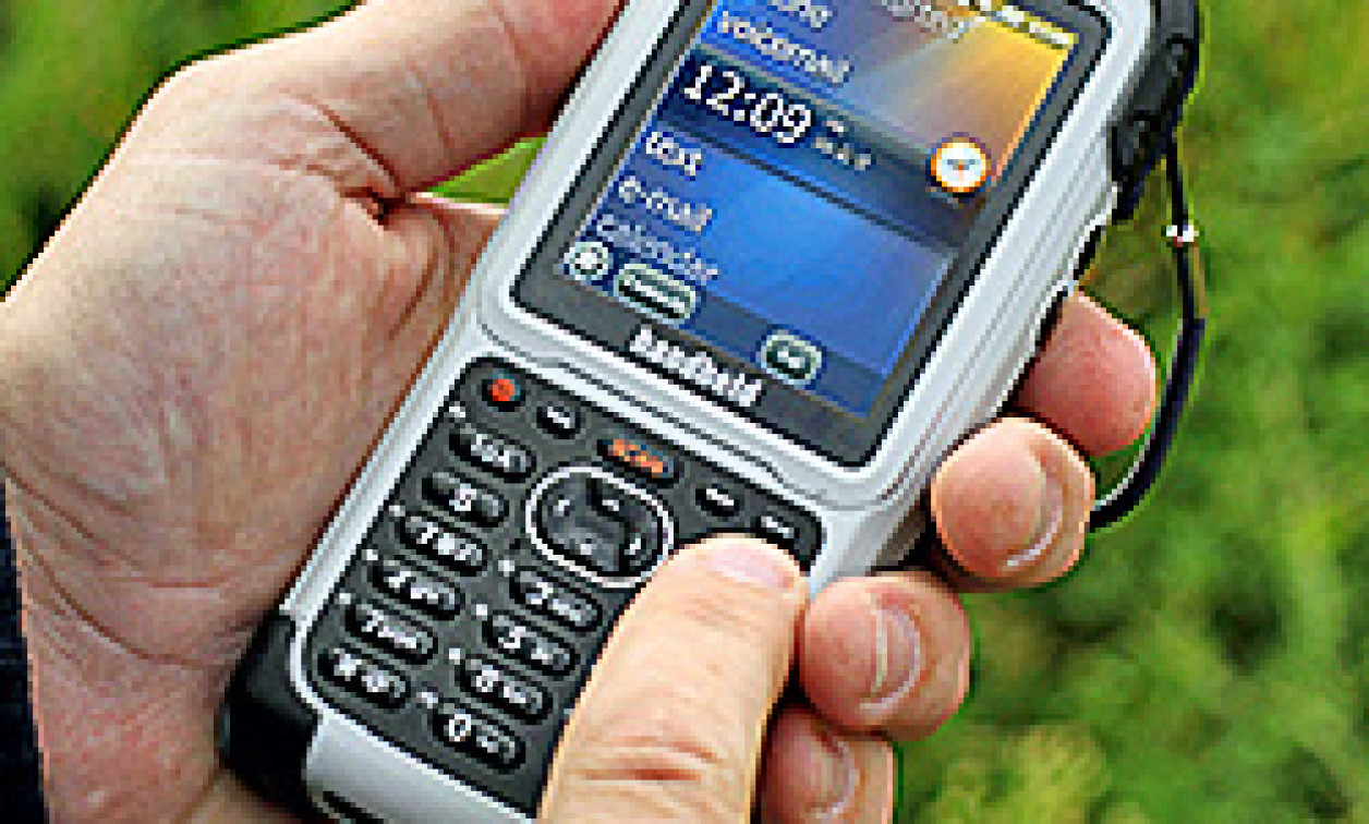 PDA gives smartphones a run for their money - Military Embedded Systems