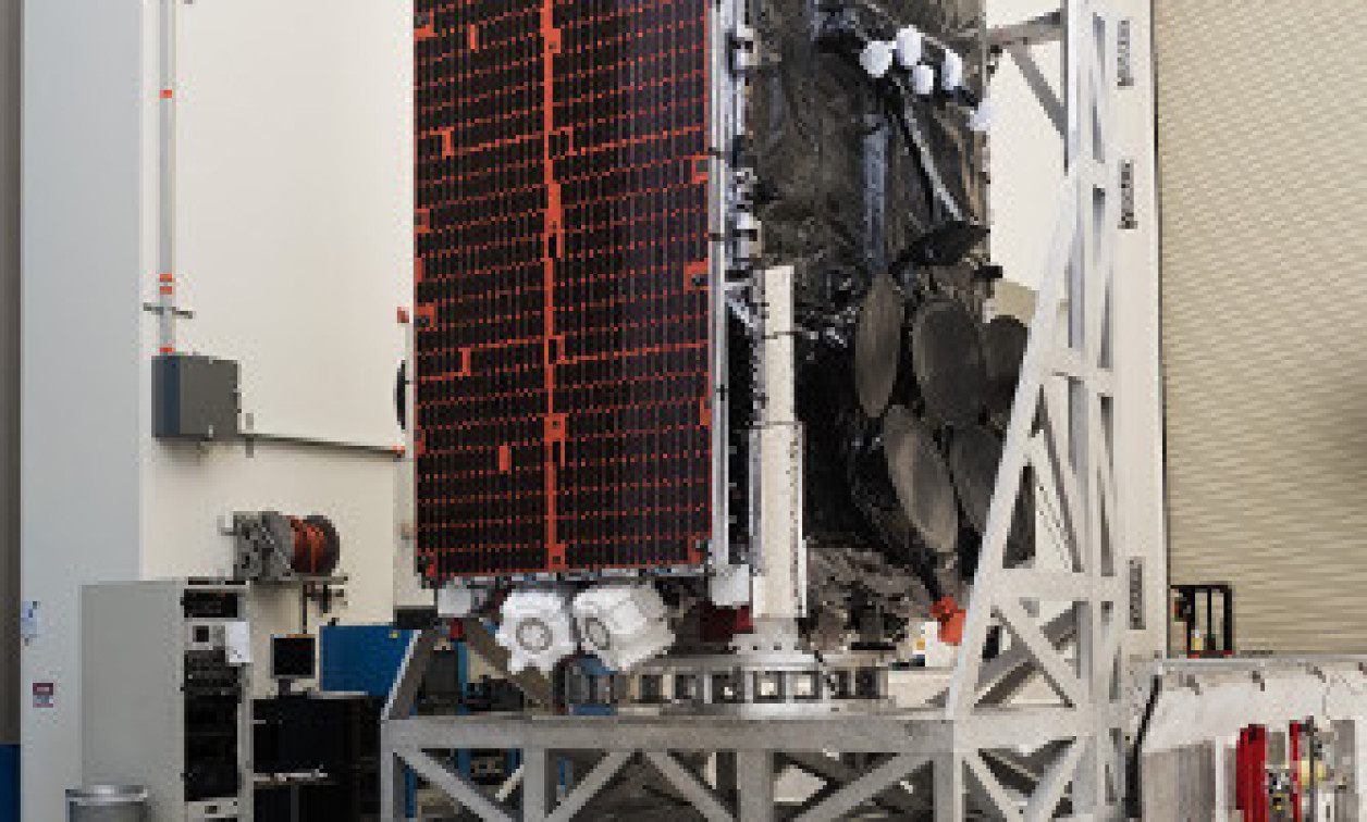 Boeing WGS satellite aims to improve military comms for U.S., allies ...
