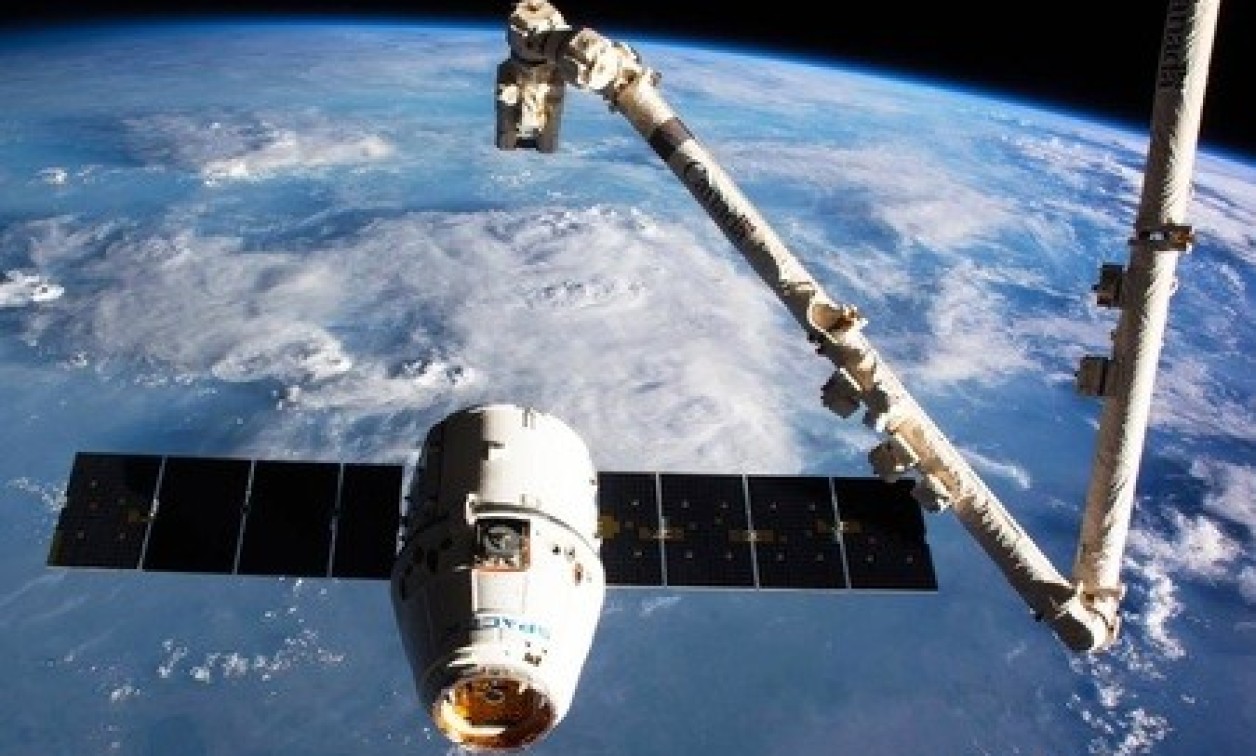 Craft arrives at ISS following successful NASA/SpaceX launch - Military ...