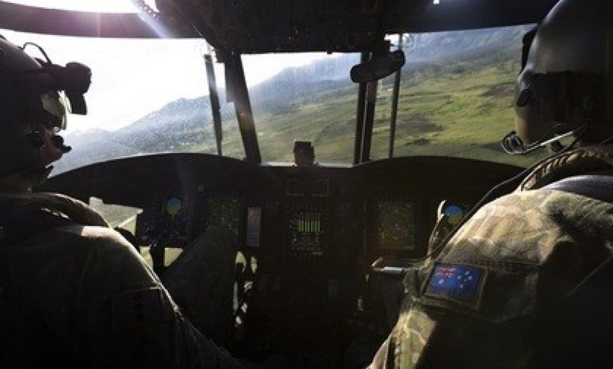 Australian army extends avionics support contract on its CH-47F Chinook ...