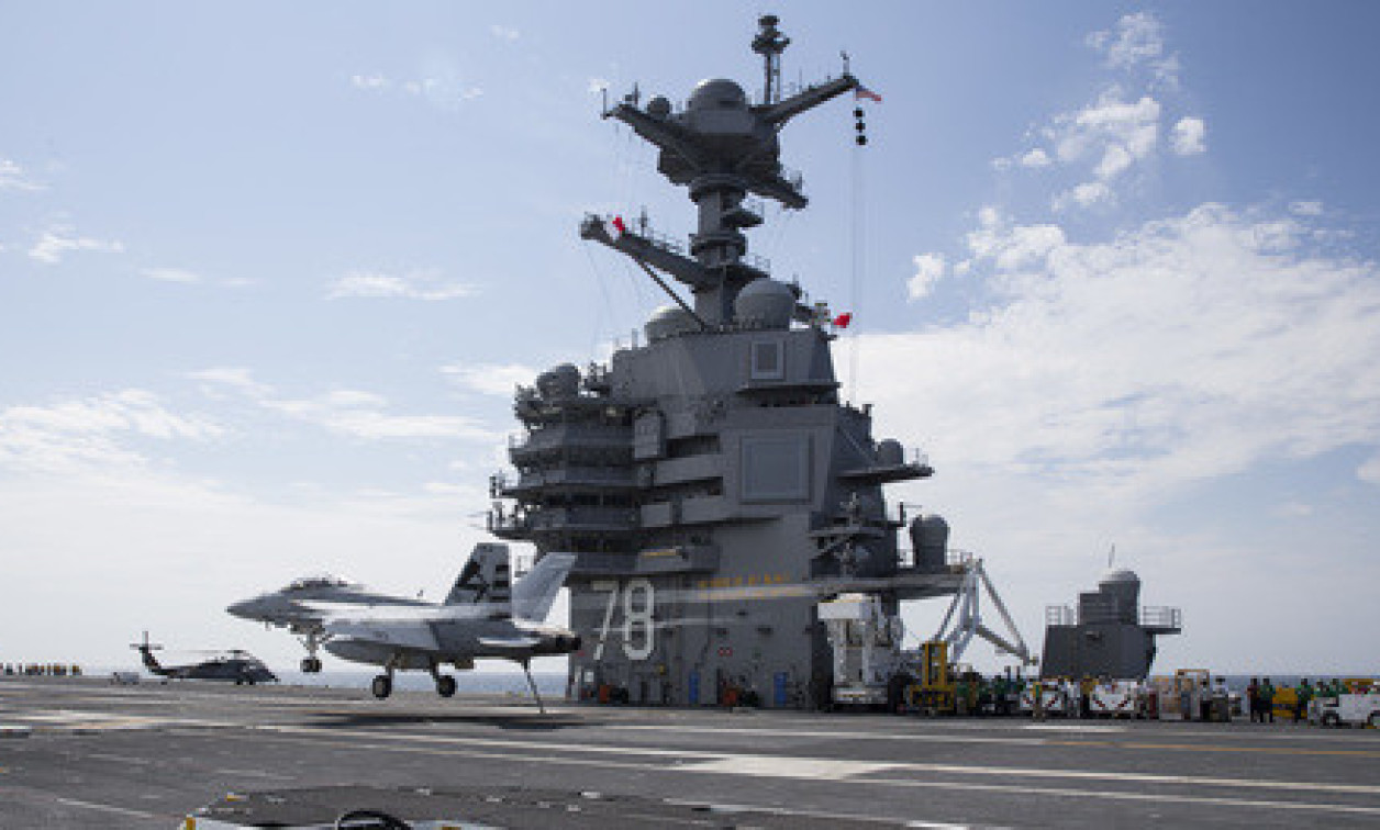 Navy aircraft launch and recovery systems progress through tests ...